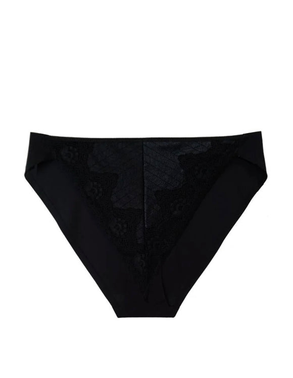 Curvaceous Collection – Lace Me Naturally